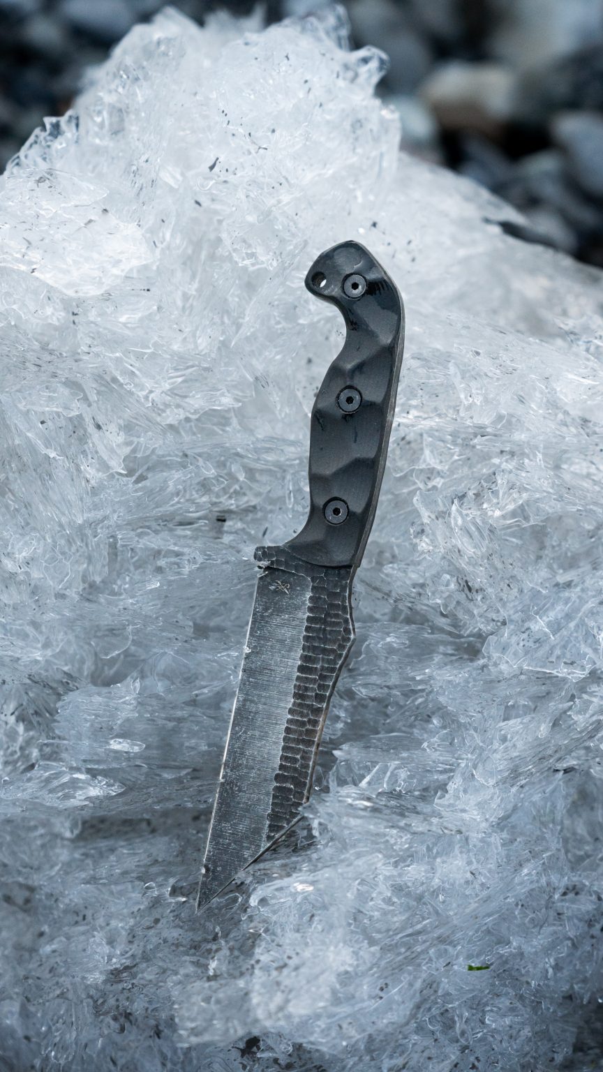 6 Best Military Combat Knives for Cold Weather Operations - Stroup Knives