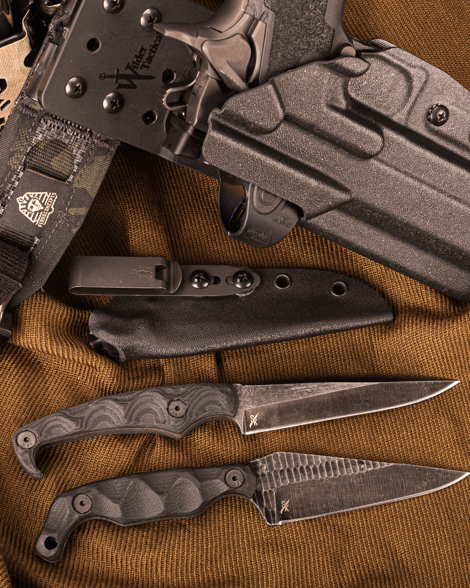 The Top Military Grade Knives for Hunting Large Game - Stroup Knives