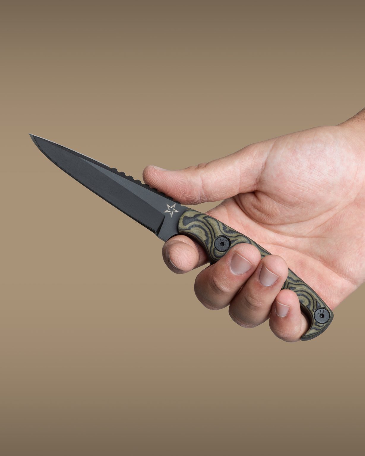 6 Ways to Spot Authentic Military Combat Knives - Stroup Knives